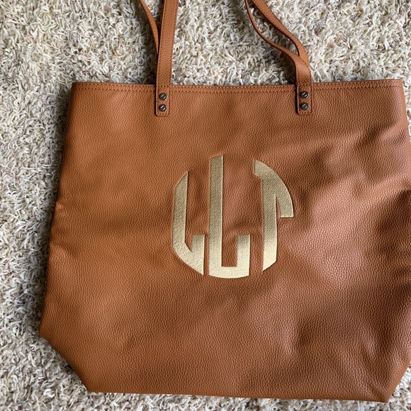 thirty-one | Bags | Thirty One Around Town Tote Caramel Pebble | Poshmark